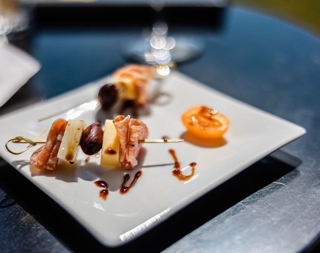 Visit - Shadow Ranch Vineyard